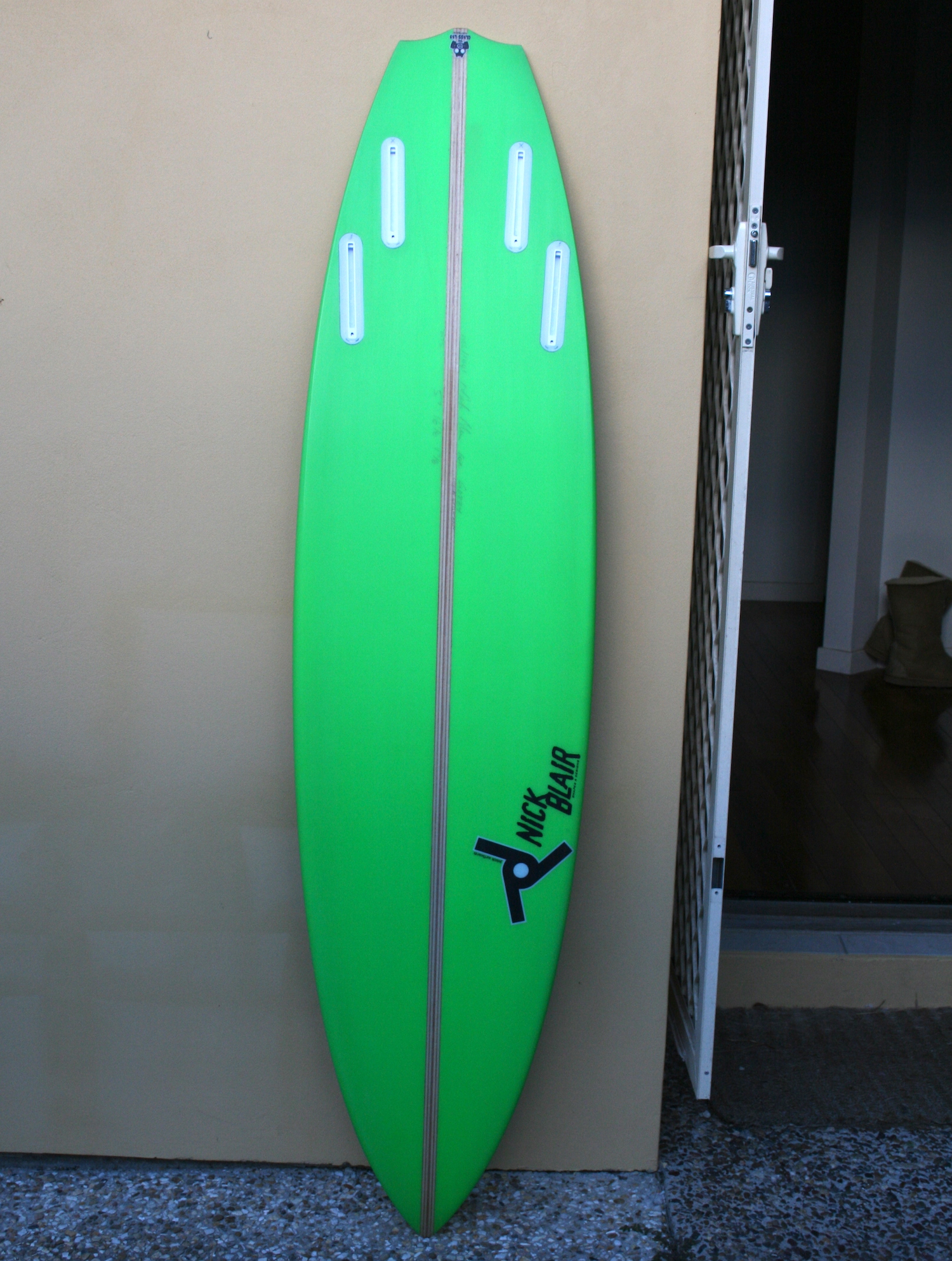 Big Wave Guns, Tow Boards and SUPs – Joistik Surfboards by Nick Blair